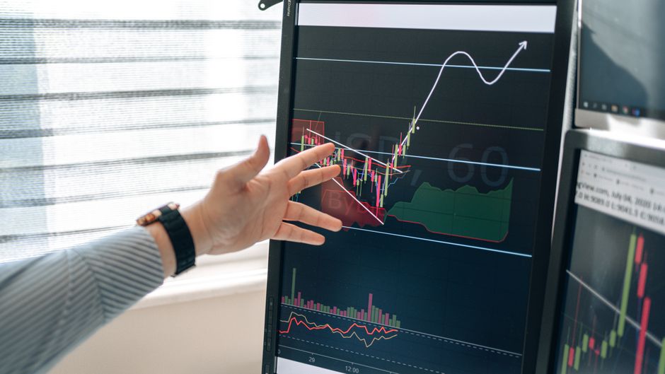 NISA口座、どこで作るのがベスト？2026年最新・SBI・楽天・マネックスを税理士が実務者目線で比較